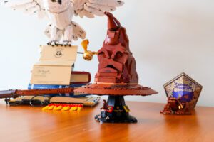 Review: LEGO Harry Potter Talking Sorting Hat #76429 - Bettylovesbricks ...